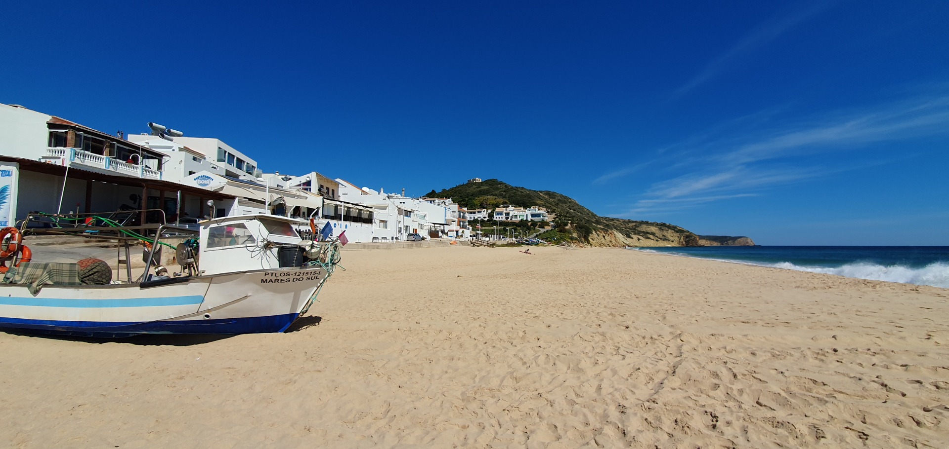 Geheimtipp Salema: der idyllische Fischerort an der Algarve