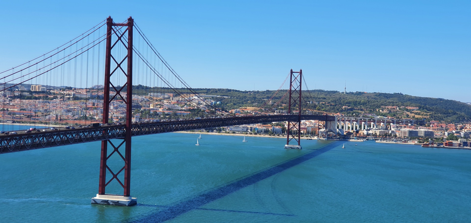 Cristo Rei Statue in Lisbon: Your Visitor Guide